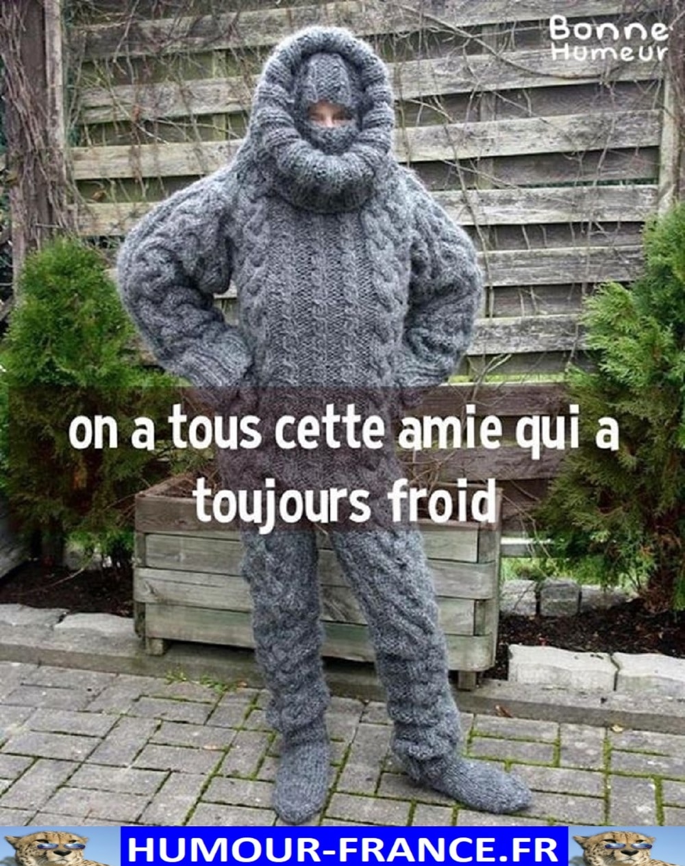 On a tous cette amie qui a toujours froid. - Humour-France.fr